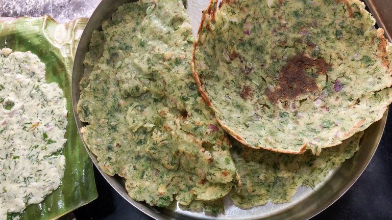 Akki-rotti-Banale-Rotti-Karnataka-Recipes - Swayampaaka - ಸ್ವಯಂ ಪಾಕ